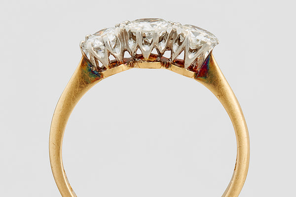 18K Platinum Diamond Three Stone Ring