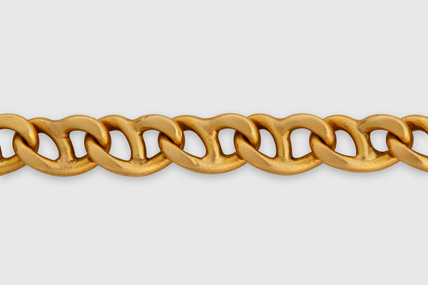 Eighteen Carat Long Pretzel Link Chain – Foundwell